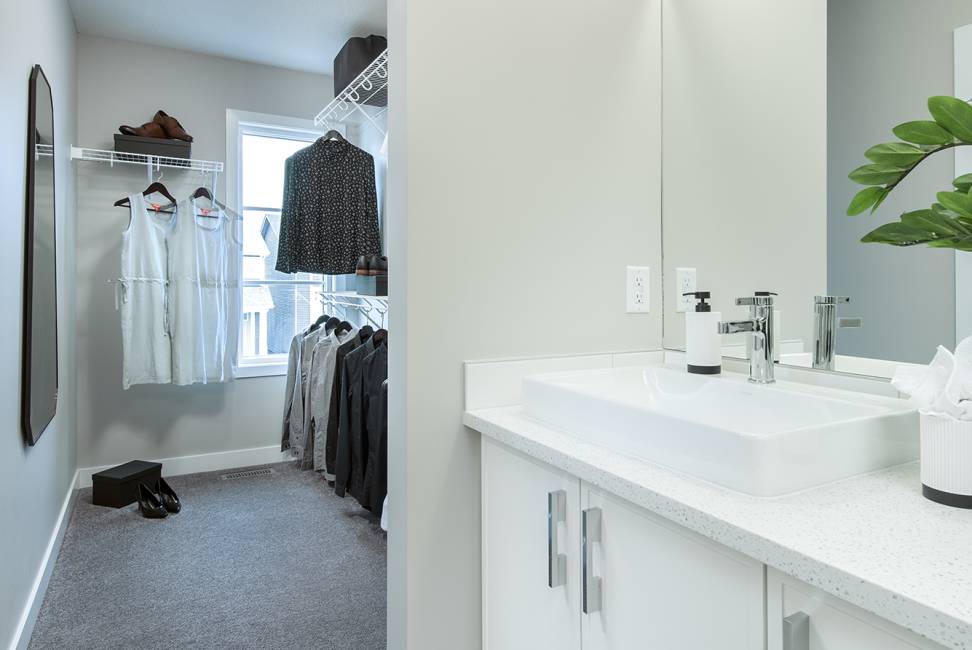 Emma 24 in Desrochers Villages | Jayman BUILT