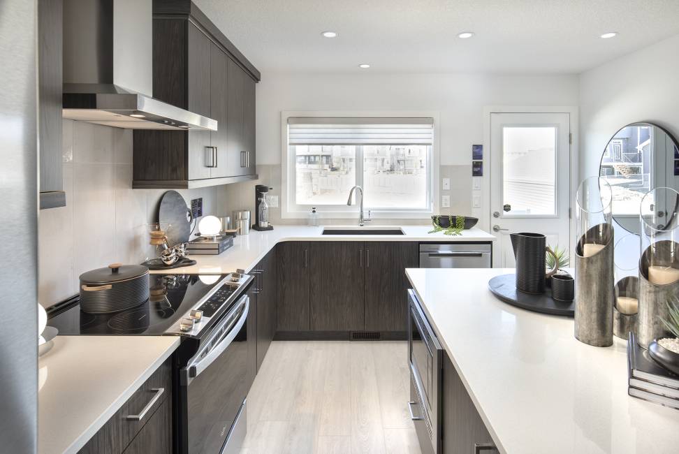 Edward 18 in Glacier Ridge | Jayman BUILT