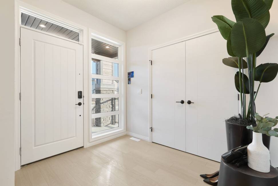 Benjamin 30 Villa Home Design | Jayman BUILT